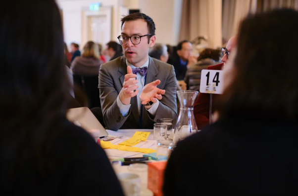 A journey into the multiverse of science communication: In conversation ...